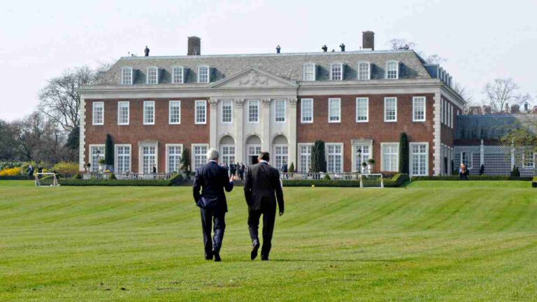 Unveiling Winfield House: The Hidden Gem of London, UK - Come Away Home